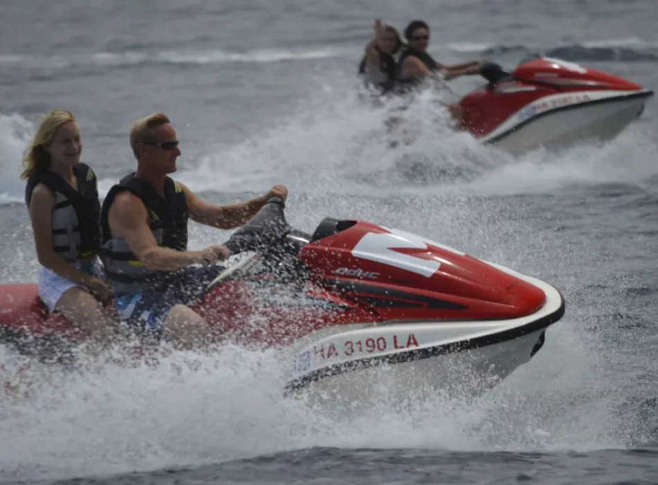 Maui Jet Ski & Flyboard | Go Hawaii